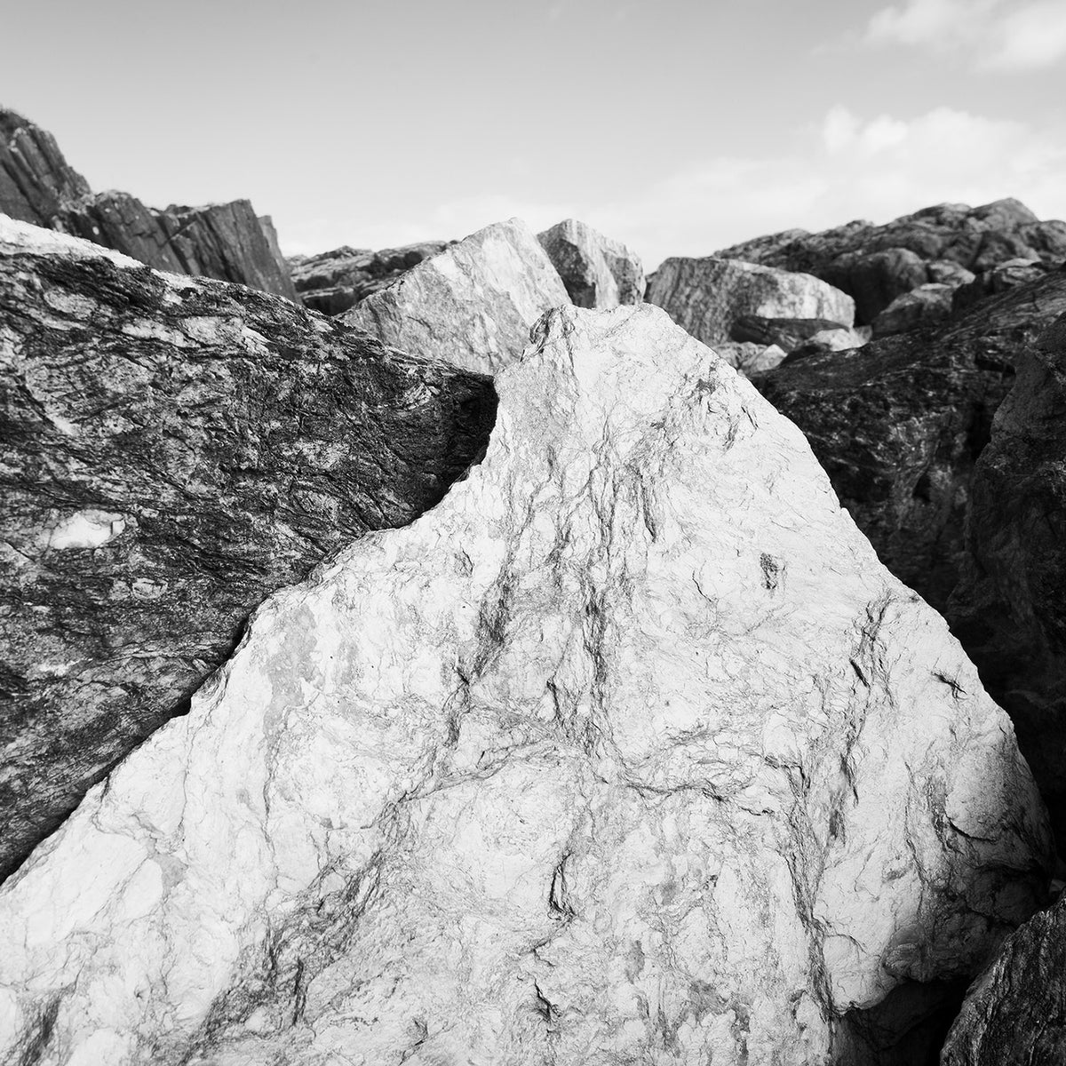 Iona White Marble in Scottish Jewellery – Aosdana